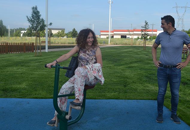 El entorno de la Torre de la Rosaleda inaugura nuevo aspecto