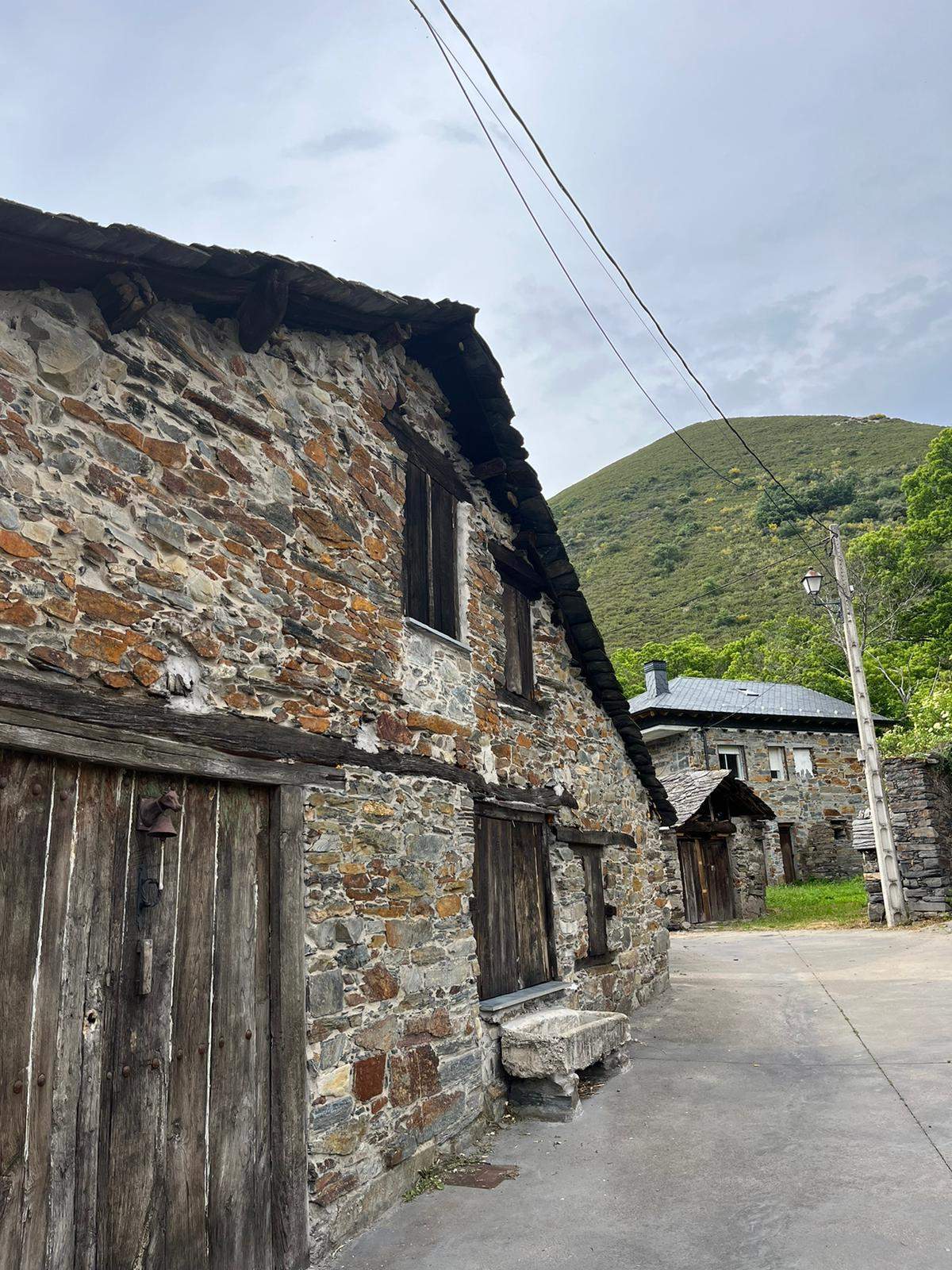 Burbia: Del cielo a la raíz del Bierzo