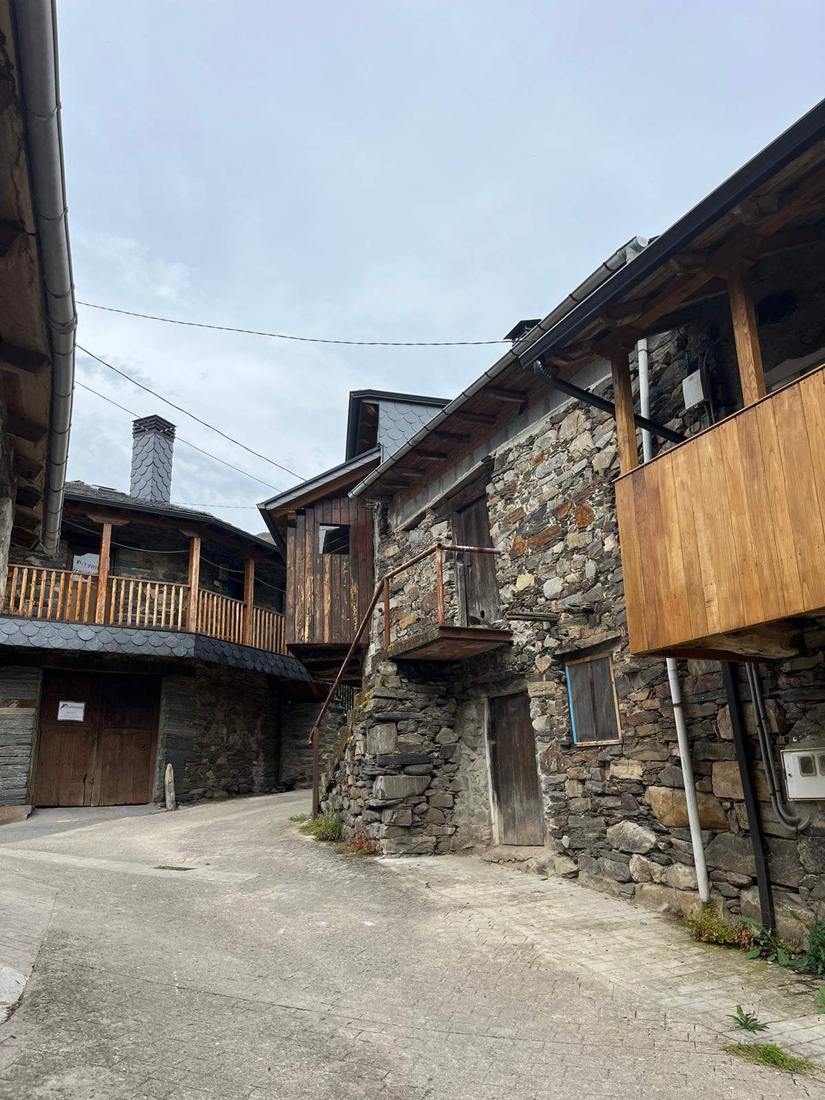 Burbia: Del cielo a la raíz del Bierzo