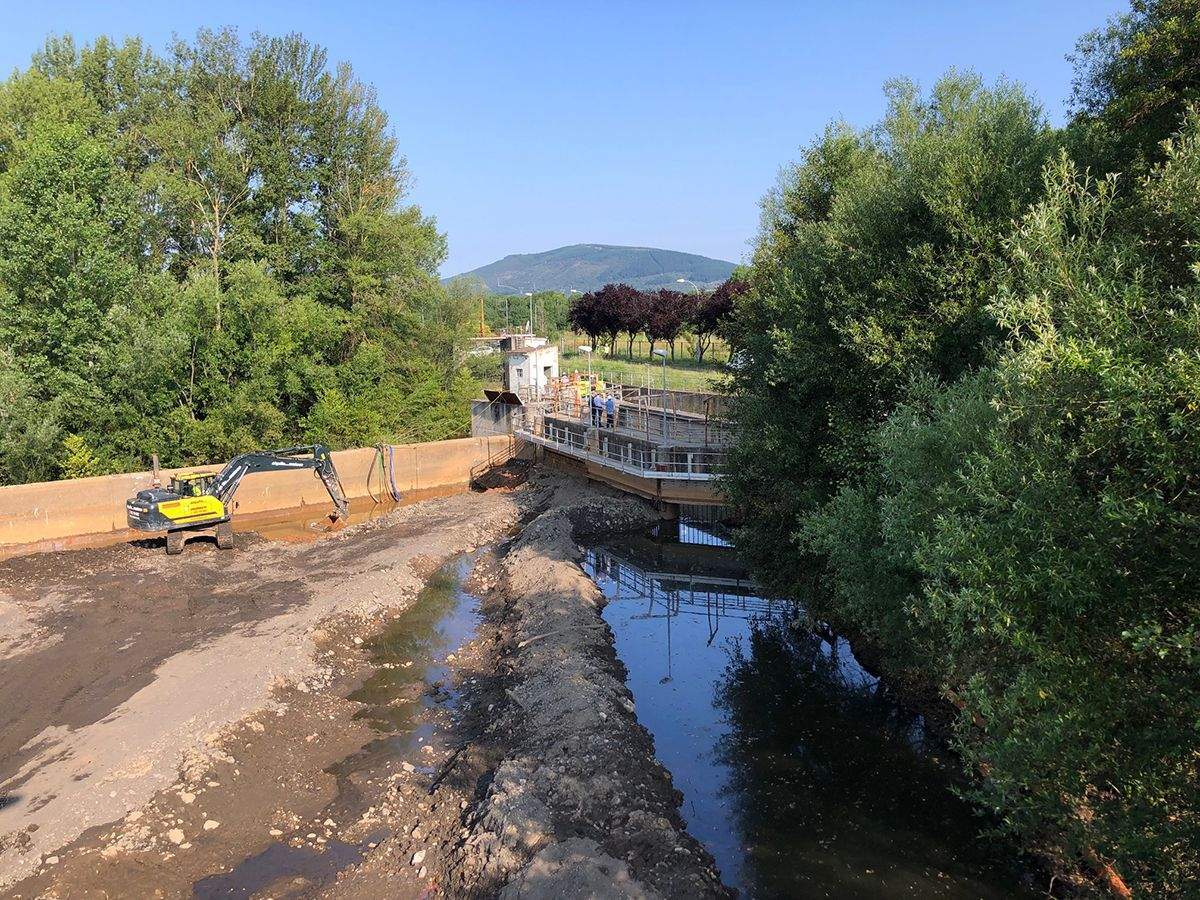 Comienzan los trabajos de mejora ambiental del azud de Bembibre para ...