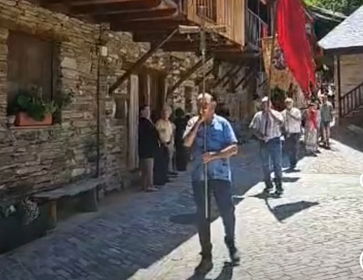 Peñalba vive su día de Santiago en el corazón del Valle del Silencio ...