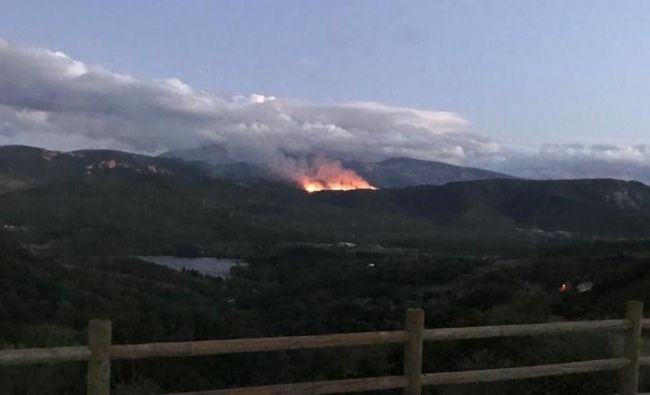 Extinguido el incendio forestal intencionado en Las Médulas que calcinó ...