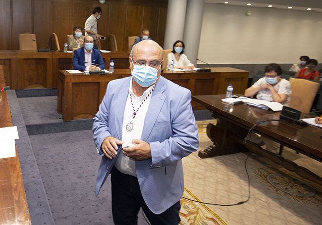 Jesús López (CB) estrena su nueva concejalía dedicada a la Línea Verde ...