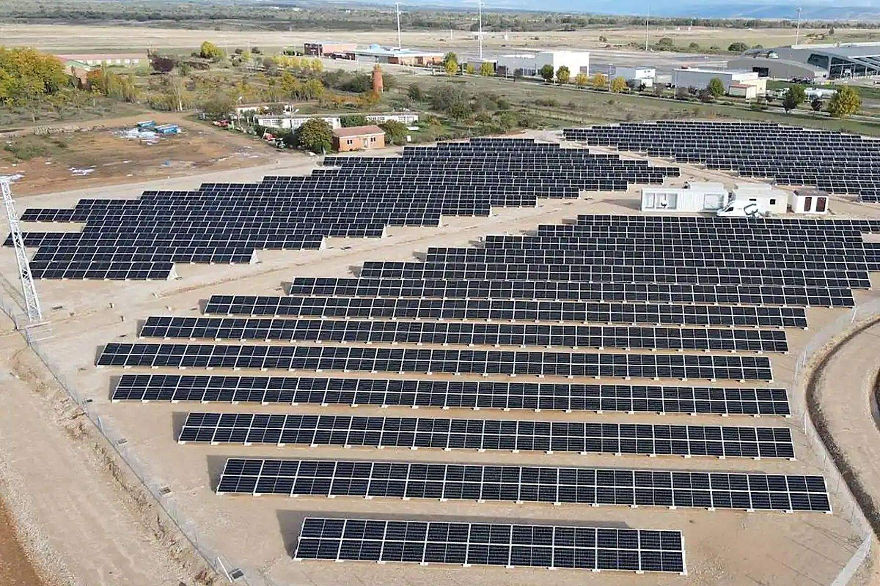 El BOP somete a información pública la construcción de la planta fotovoltaica "Cubillos" que ...