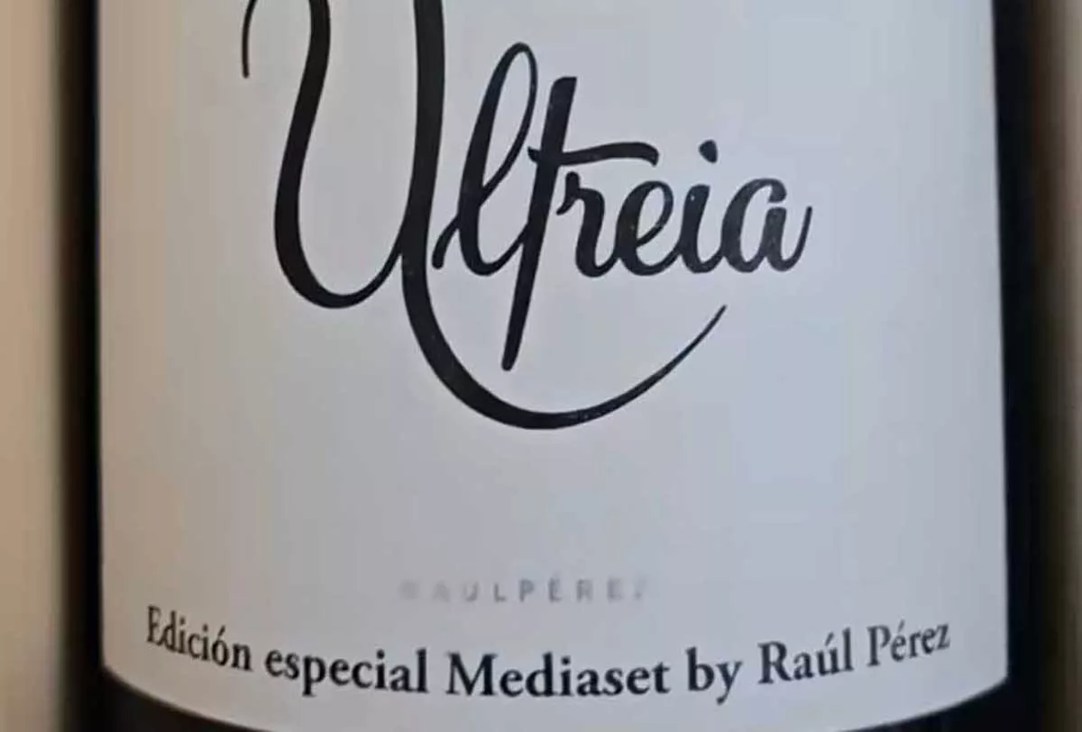 Mediaset elige un vino del Bierzo de Raúl Pérez para su cesta de Navidad