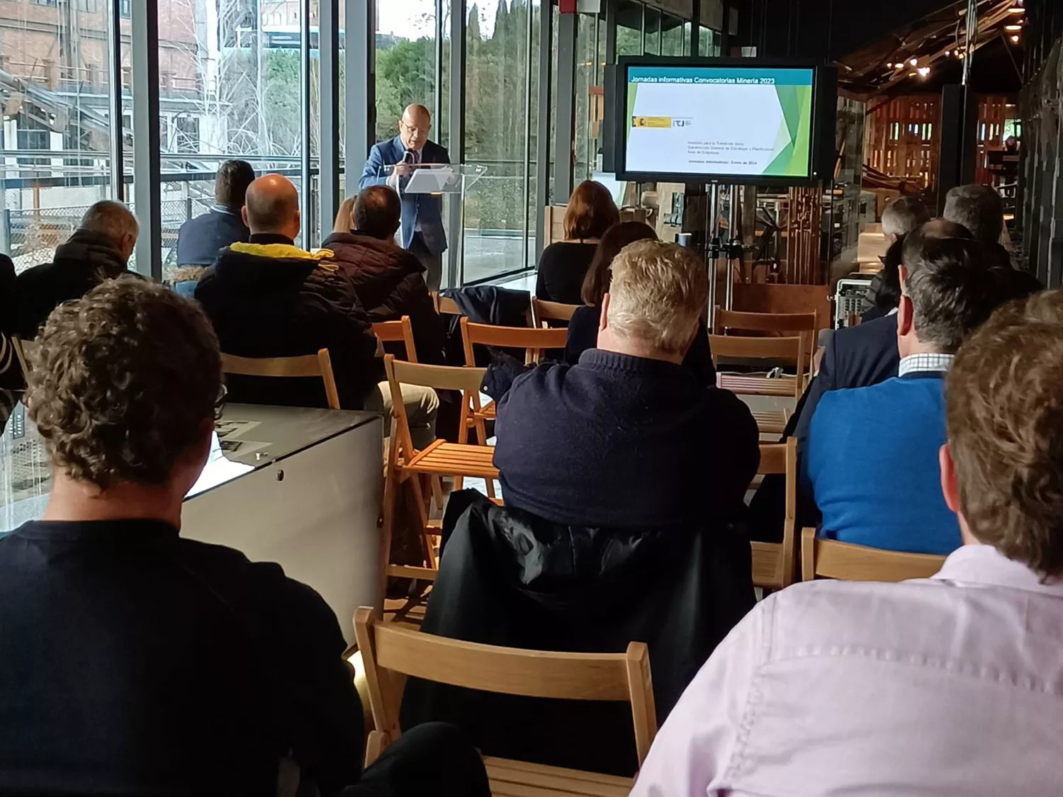 El Instituto para la Transición Justa imparte en Ponferrada una jornada sobre las ayudas para ...