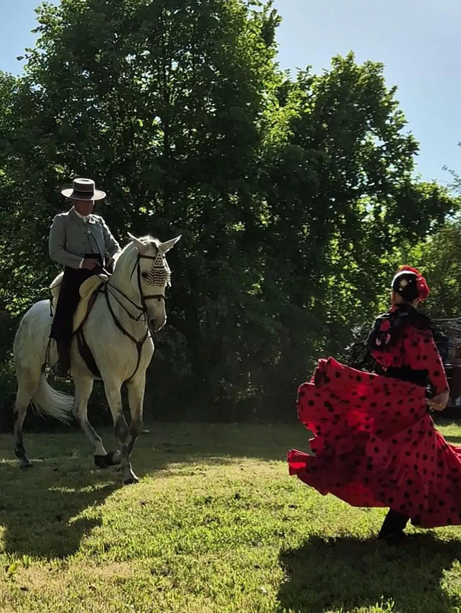 La Feria de Abril 'viste' de lunares Toral de Merayo