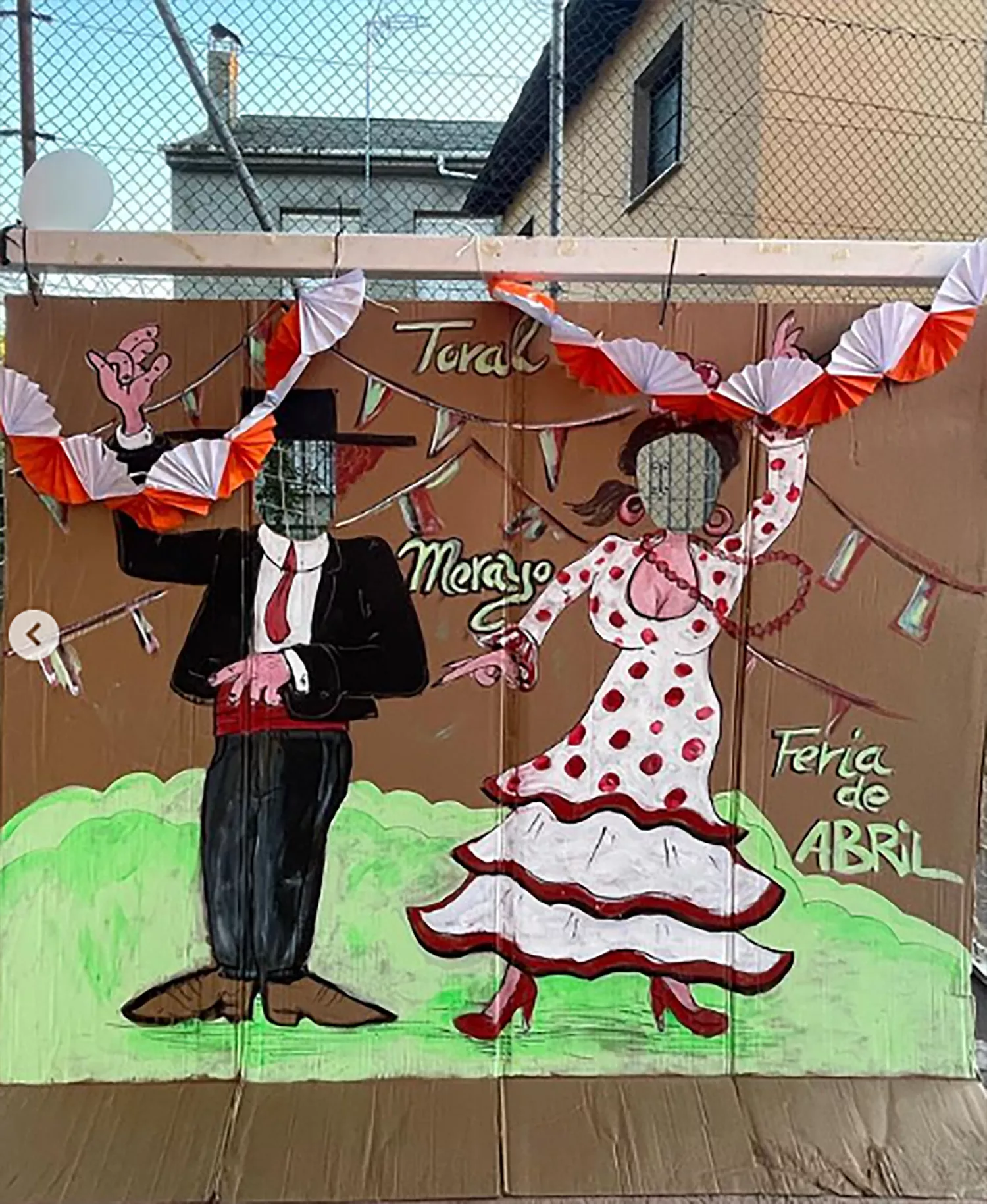 La Feria de Abril 'viste' de lunares Toral de Merayo