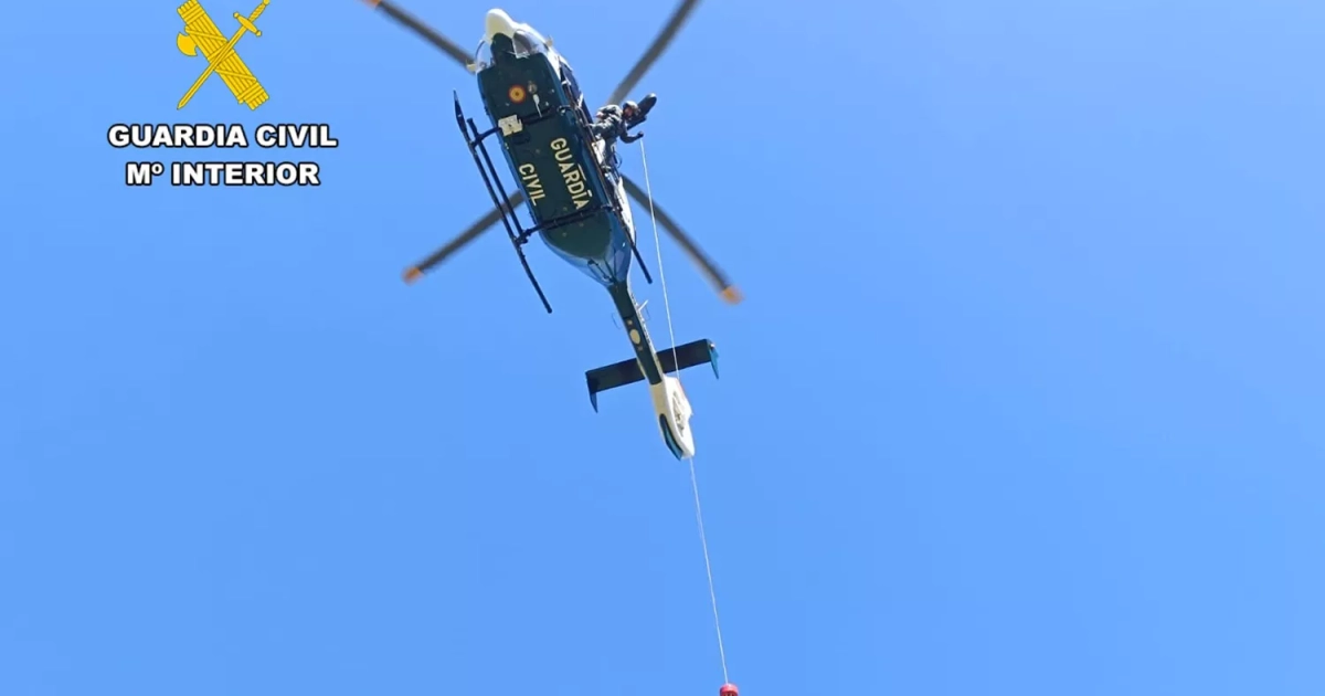Comienza a operar en la provincia de León el nuevo helicóptero de la ...