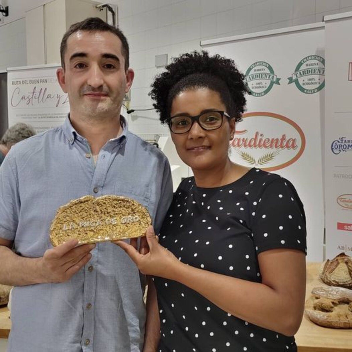 La hogaza de Panadería El Plantío de Ponferrada: 'Miga de Oro' de ...