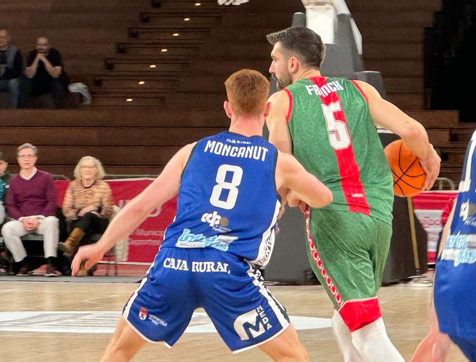 El Baloncesto Clínica Ponferrada llega tarde a Sevilla y cae ante ...