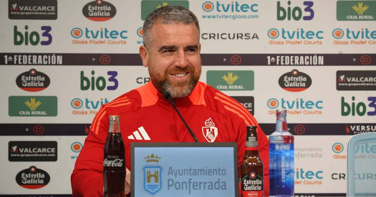 Javi Rey, optimista con las opciones de la Ponferradina hasta final de ...