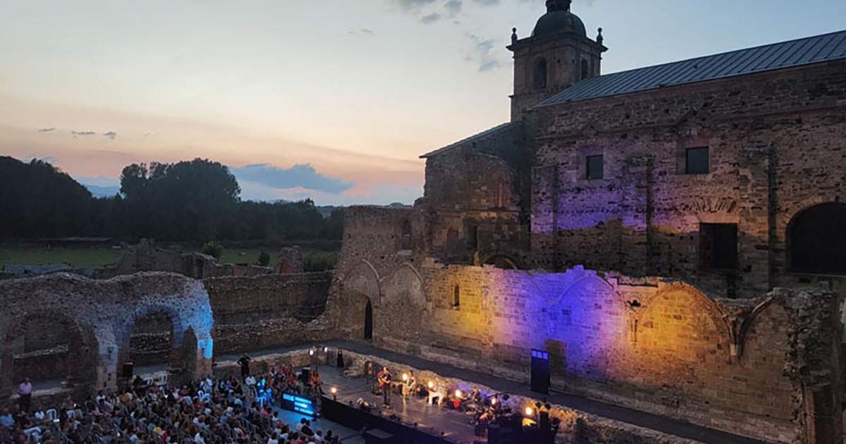 Carlos Núñez regresa al Bierzo para su único concierto este 2025 en el ...