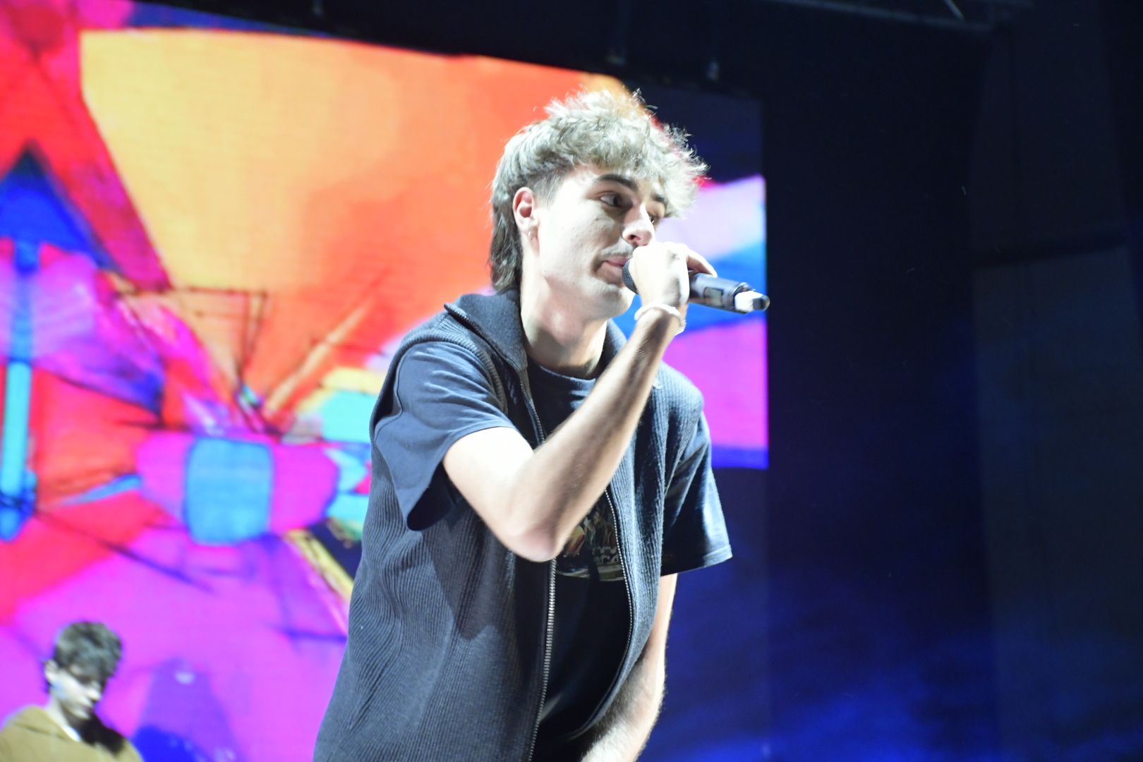 El fenómeno de John Pollon pone la Encina de tono 'urbano' y 'rebelde'