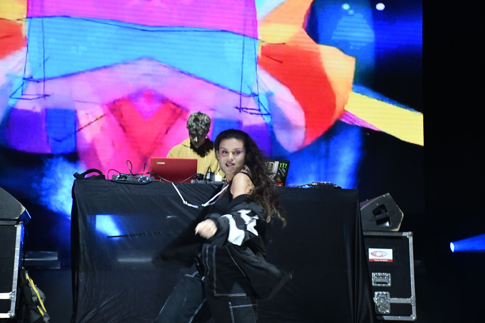 El fenómeno de John Pollon pone la Encina de tono 'urbano' y 'rebelde'