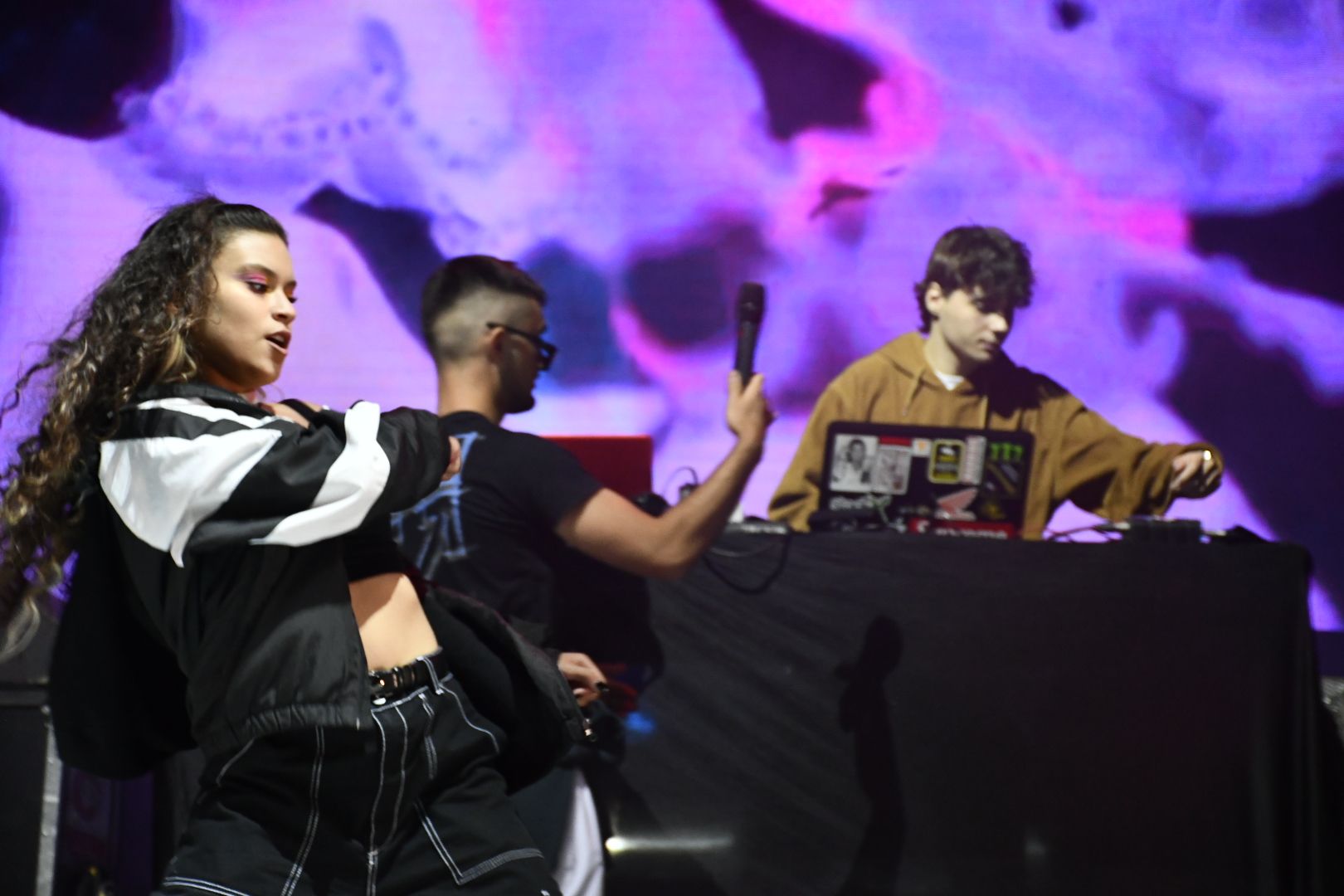 El fenómeno de John Pollon pone la Encina de tono 'urbano' y 'rebelde'