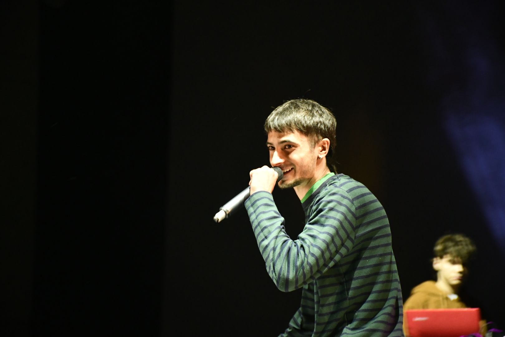 El fenómeno de John Pollon pone la Encina de tono 'urbano' y 'rebelde'