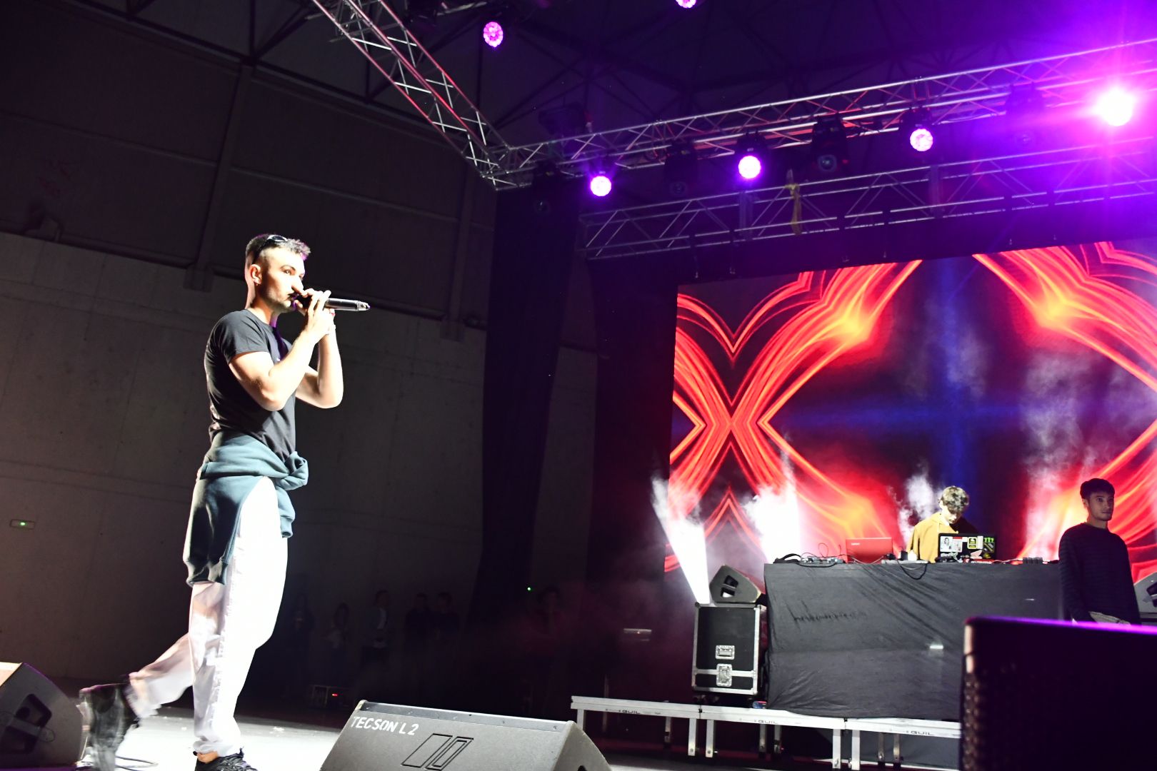 El fenómeno de John Pollon pone la Encina de tono 'urbano' y 'rebelde'