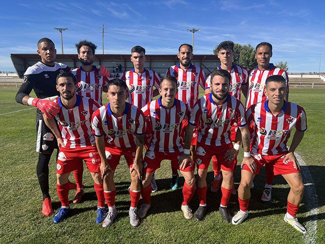 El Bembibre da la cara hasta el final, pero cae frente al Salamanca (2-1)