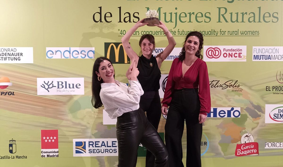 La Asociación Mirada al Bierzo recibe el premio 'Mujer comprometida en ...