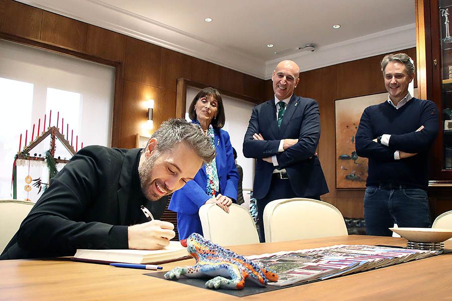 Dani Martínez recibe el título de Hijo Predilecto de León