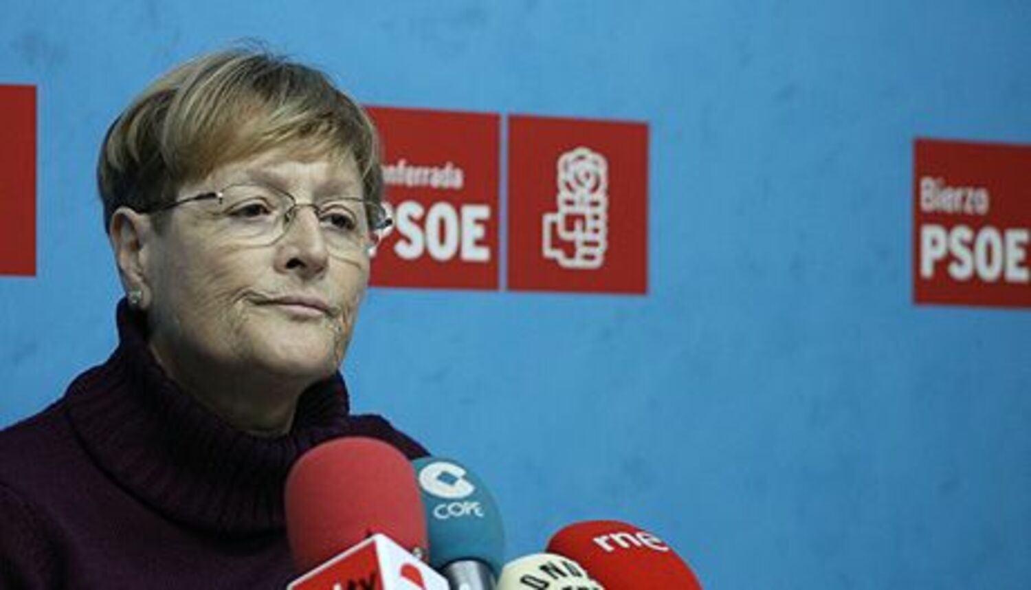 Rita Prada reta a De la Torre y a la corriente Izquierda Socialista a ...