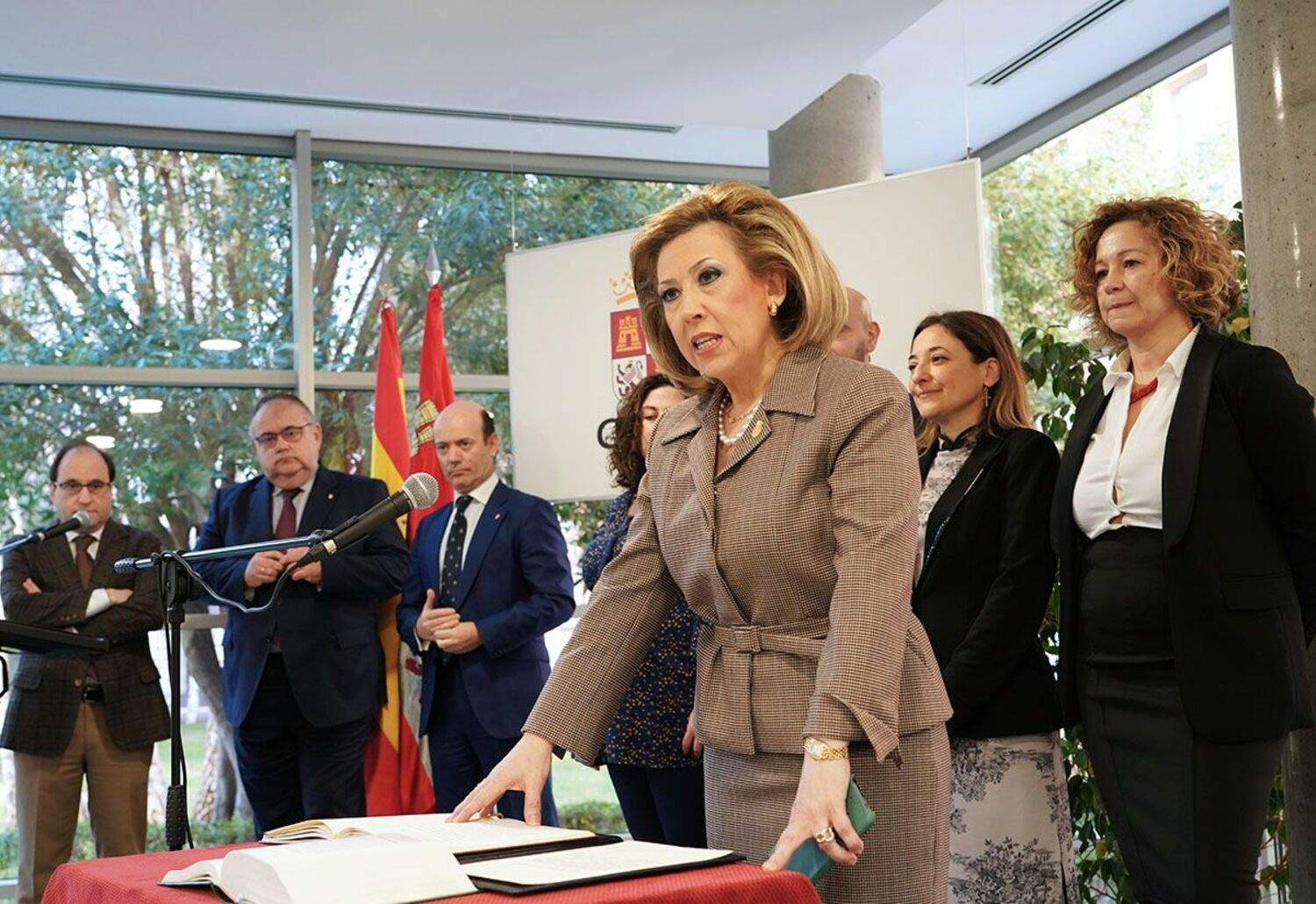 María Jesús Violeta Martínez Pindado toma posesión de su cargo como ...