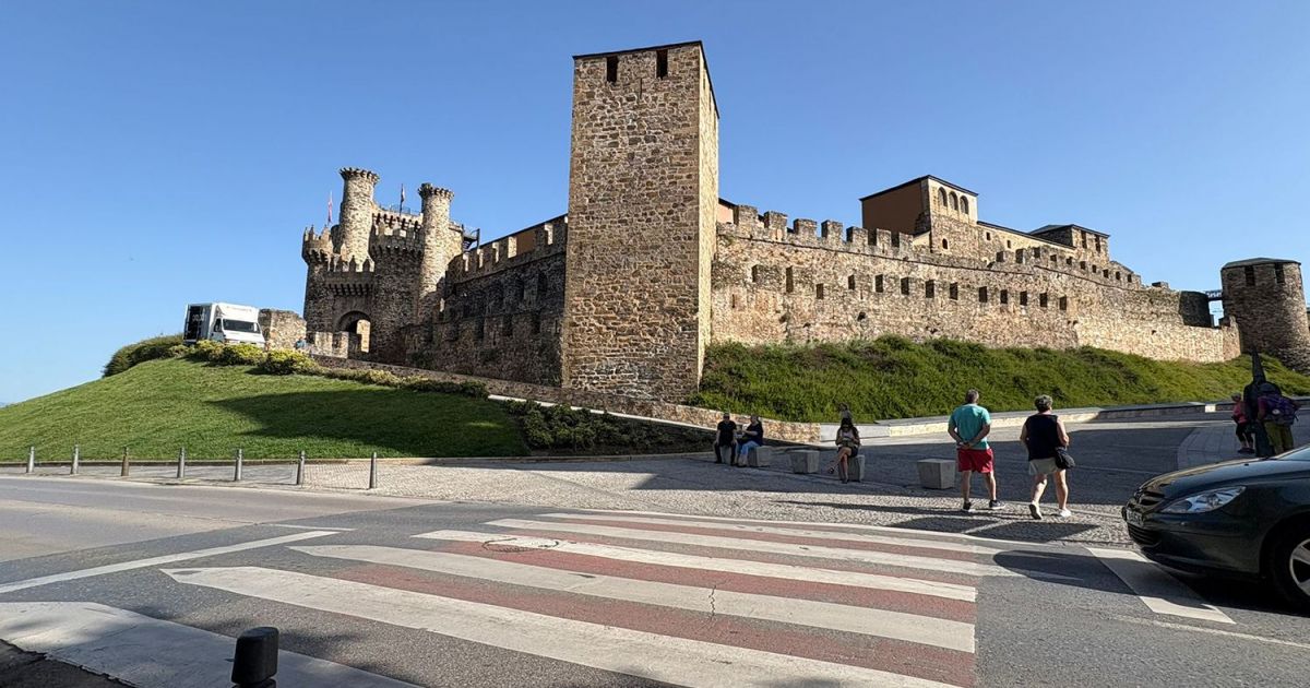 Atropellada en un paso de peatones justo frente al acceso al Castillo ...