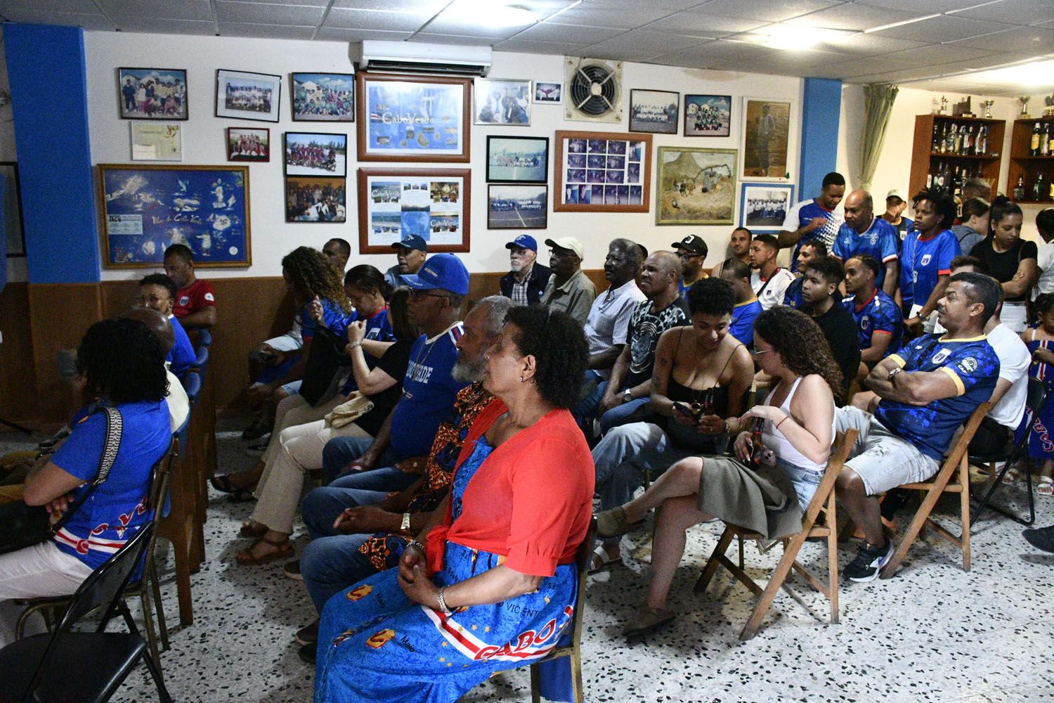 Bembibre, el pueblo que vive el partido España-Cabo Verde como un derbi