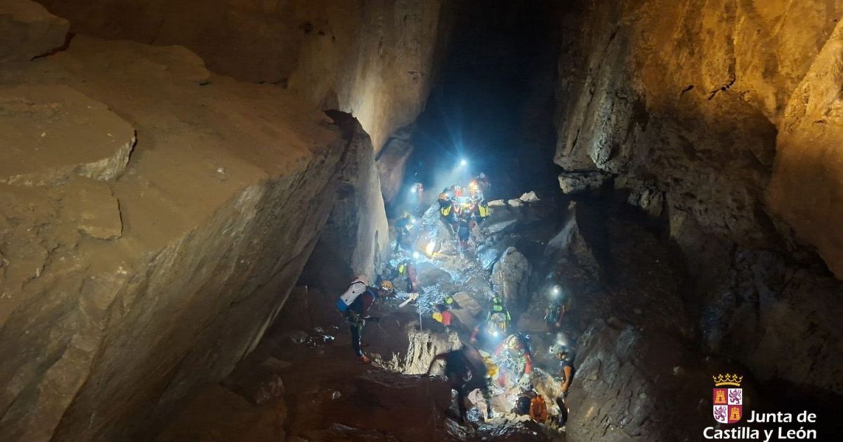 Rescate épico en Valporquero: La lucha por la vida del espeleólogo ...